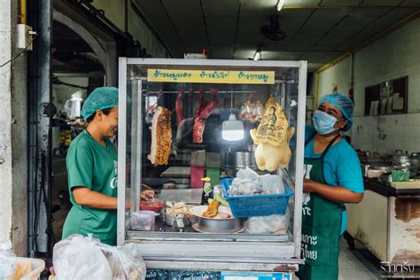 หนุ่ย ร้านอาหารเช้าในตลาดห้วยยอด บรรยากาศคลาสสิค ราคามิตรภาพ รีวิวตรัง