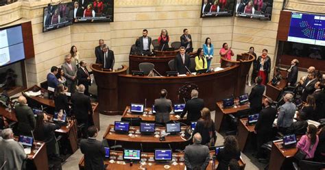 Senado Aprobó Transfuguismo Permanente Congresistas Podrían Cambiarse