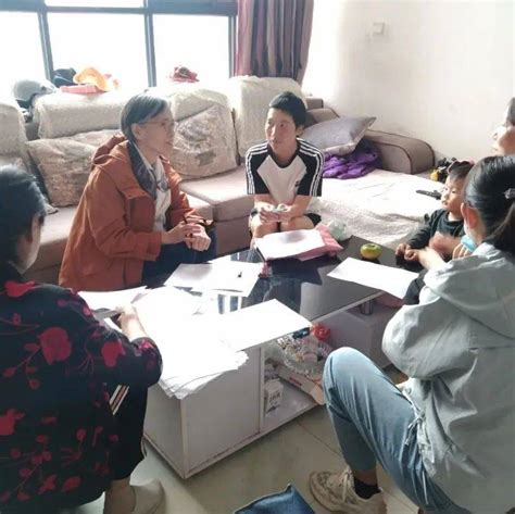 她们获“两癌”爱心救助妇女郁茵华教授