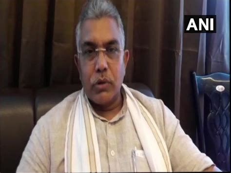 West Bengal Bjp Chief Dilip Ghoshs Car Attacked Oneindia News
