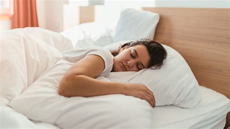 ¿cuál Es La Mejor Postura Para Dormir Un Doctor Acaba Con Los Mitos Y