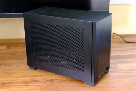 Custom Water Cooled Ncase M1 R Sffpc