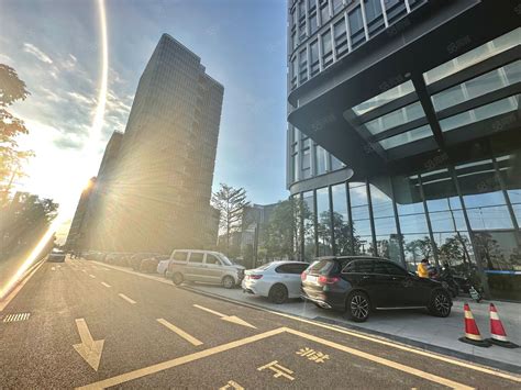 【18图】豪华装修 集美软三f区200平3个大隔间 各种户型 多套出租厦门集美软件园三期软件园三期f区写字楼出租 厦门58同城