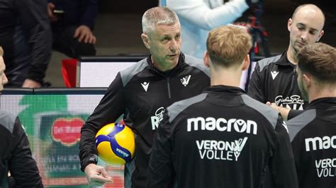 Радостин Стойчев Чувствам се като млад треньор на първия си F4