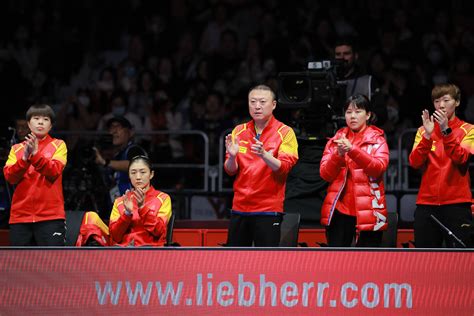 国乒女队3比2逆转日本，加冕世乒赛六连冠 八阕