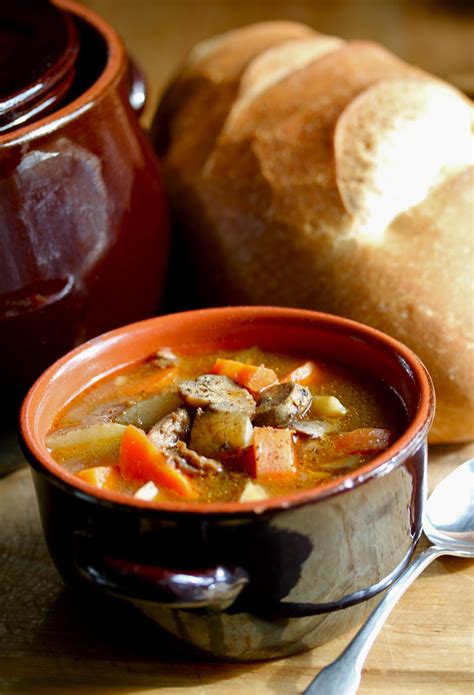 Smiths Vegan Kitchen Beefless Stew With Beer And Paprika