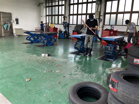 公路局：公路人 【公路有您真好】 疑這群人正在做什麼呢 今日小編要來複習一下 大家記得