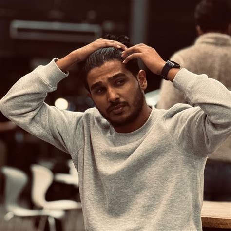 Linu Linus Linu On Threads