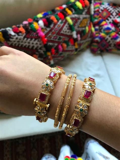 Pin By Lea Joseph On Bracelets Bangles Jewelry Designs Gold