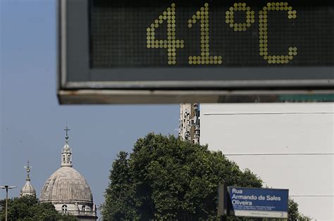 Onda de calor pode elevar temperaturas para acima dos 40 C em Saúde