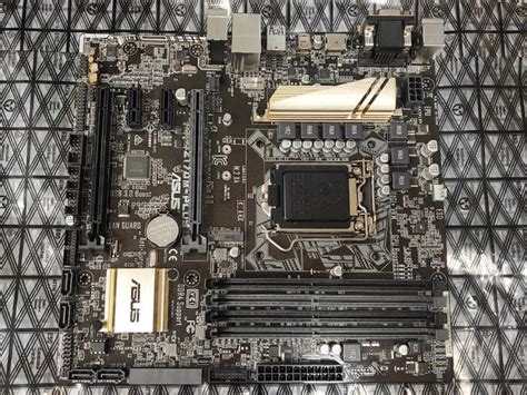 台灣出貨 一年保 庫存未上機品 Asus 華碩 Z170m Plus Ddr4 U3 S3 M2 M Atx 主機板 Yahoo拍賣
