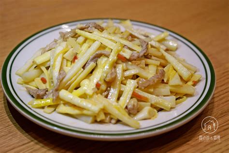 食譜桂竹筍炒肉絲筍鮮肉香美味的家常小炒 露老爸 露瑪