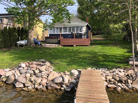 Lake Scugog Vacation Rentals And Homes Ontario Canada Airbnb