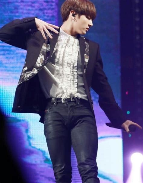 방탄소년단 정국 실물 허벅지 인성 썰 네이버 블로그
