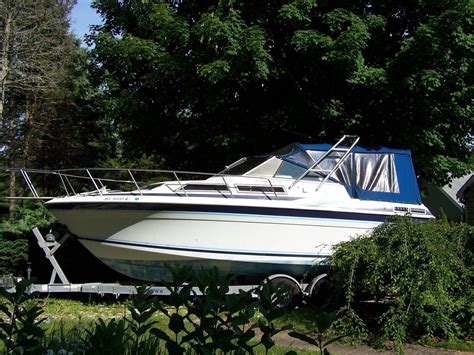 Wellcraft Express Cruiser 1983 For Sale For 3500 Boats From