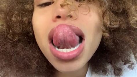Lip Sniffing Fetish Xxx Mobile Porno Videos And Movies Iporntvnet