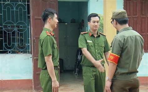 Phố Trong Làng Gây ấn Tượng Vì Sự Gần Gũi