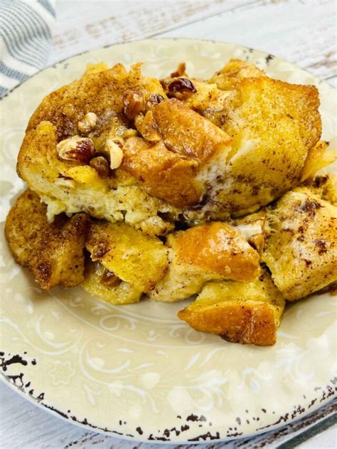 Easy Slow Cooker French Toast Casserole Recipe
