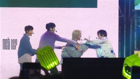 230223 Nct127 네이처리퍼블릭 팬페스티벌 팀 나누기노래 맞히기 게임 마크 직캠 Fancam Youtube