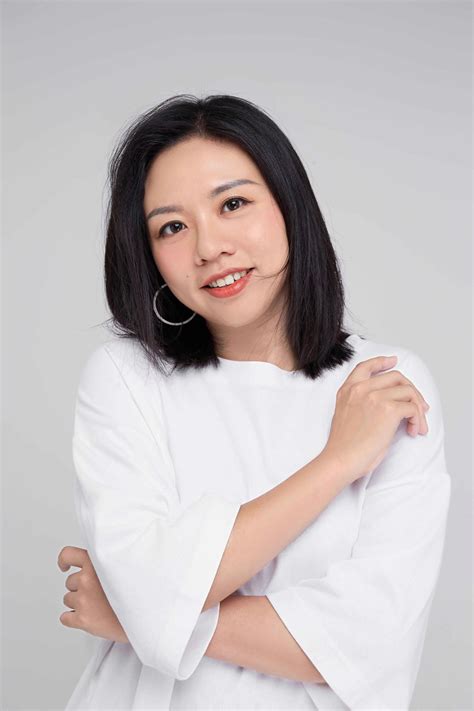 2023过载脱口秀5月1314日《女性向上》母亲节《过载喜剧明星秀 颜怡颜悦三弟》综艺卡司秀过载一刻成都站时间票价 看看票务