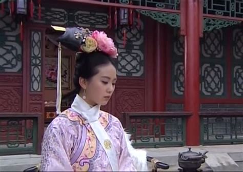 Pin By ℒℐℒℛ𝒪𝒴𝒜ℒℳℰ👑 On Qing Dynasty Crown Jewelry Fashion Qing Dynasty