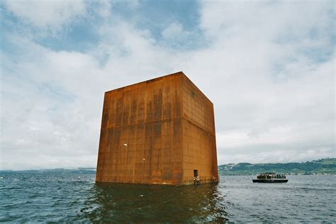 Monolith Architectuul