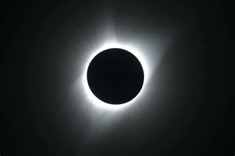 Solar Eclipse Gives Alex Jones A New Conspiracy Theory Newsweek
