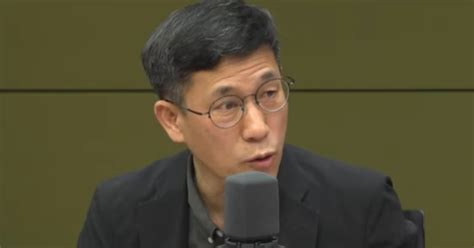 진중권 “이재명 안 만났으면 살았을 것양심없이 檢 탓만”