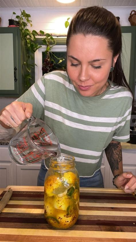 Turmeric Spicy Pickled Eggs Artofit
