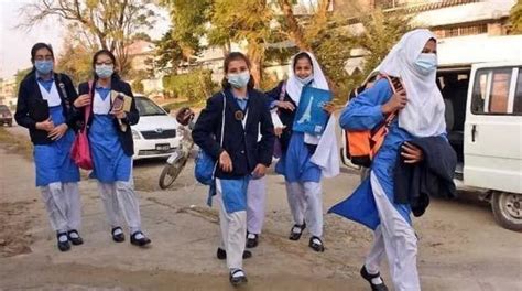 سندھ کے تعلیمی اداروں میں سردیوں کی چھٹیاں کب سے ہوں گی؟ اعلان ہوگیا