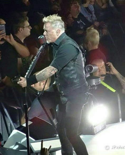 Pin Von Adelina Hellyaeh Auf Metallica
