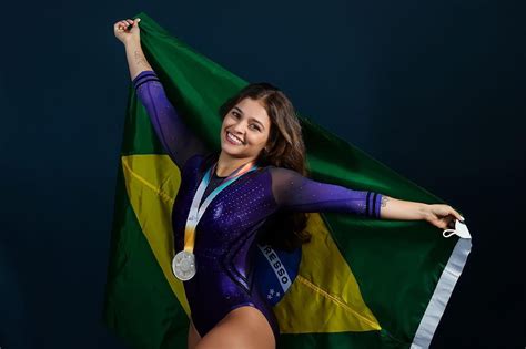 Alice Gomes Fala De Trajetória Na Ginástica De Trampolim Sonho