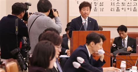 국감 발언하는 박종문 사무처장