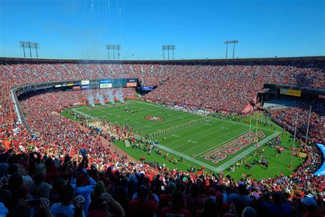 49ers Kezar Stadium San Francisco Ca August 19 Ed Sharkey 64 Of The