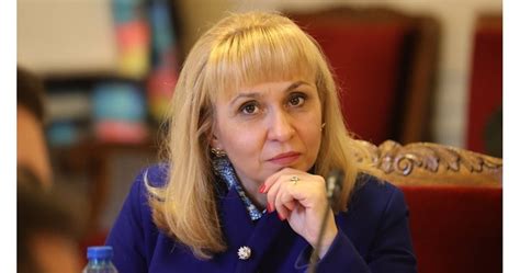 Безплатни извинителни е бележки иска омбудсманът