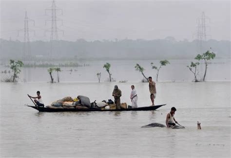 インド北東部アッサム州などを流れる大河ブラインド北東部で大洪水 写真特集時事ドットコム