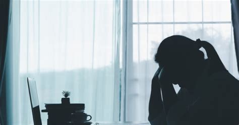 유명인 자살 어떻게 베르테르 효과 부르나수학적 모델 제시