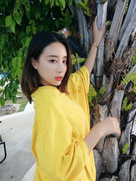 尤果女神露臀 尤果圈iOS教师叶汐 伤感说说吧