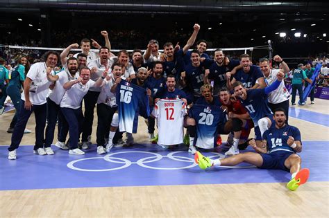 Mens Olympic Volleyball 2024 Leia Austina