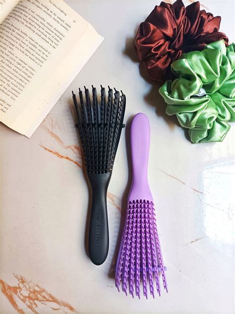 Flexi Detangling Brush Frizzless Curls