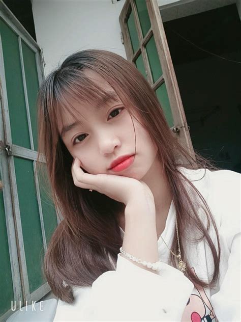 Nữ sinh trường y đón sinh nhật đặc biệt tại tâm dịch Bắc Giang xuyên đêm lấy mẫu xét nghiệm đến