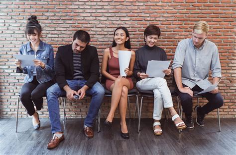 How To Dress For A Casual Interview With Examples