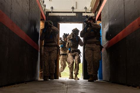 Dvids Images 3rd Bn 1st Marines Trains Different Breaching Methods During Eotg Raid