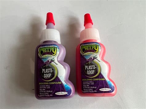 2 Unopened Creepy Crawler Plasti Goop Molding Compound Red Purple