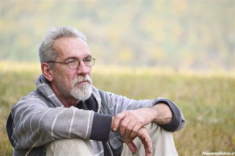 33 عکس از مرد ایرانی 40 ساله با سبک زندگی خاص و جذاب