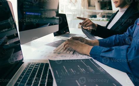 Professional Development Programmer Cooperating Meeting Programming Website Working A Software