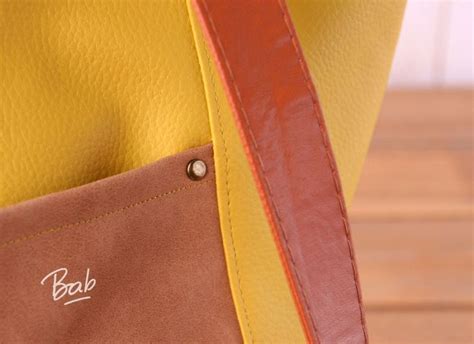 Le Sac en Simili Bicolore Bab la bricoleuse Modèle de sac en cuir Sac Tuto couture sac à main