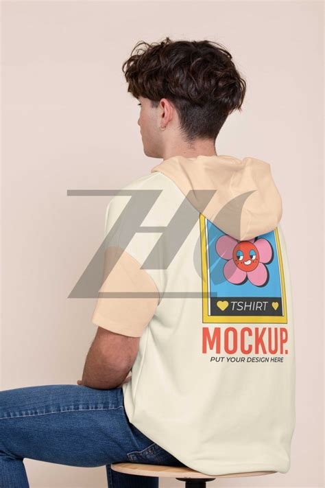 دانلود فایل لایه باز موکاپ تیشرت پسرانه از نمای پشت دانلود رایگان