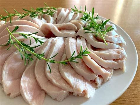 ほったらかしで しっとり美味しい鶏ハム 料理 レシピ 鶏ハム レシピ