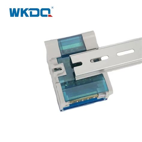 China Compact 4 Pole Power Distribution Block Box Uk 407 Customized